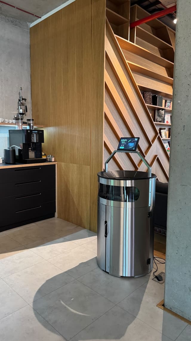 Public Spaces Smart Bin | Ameru - Revolutionizing Waste Management with ...